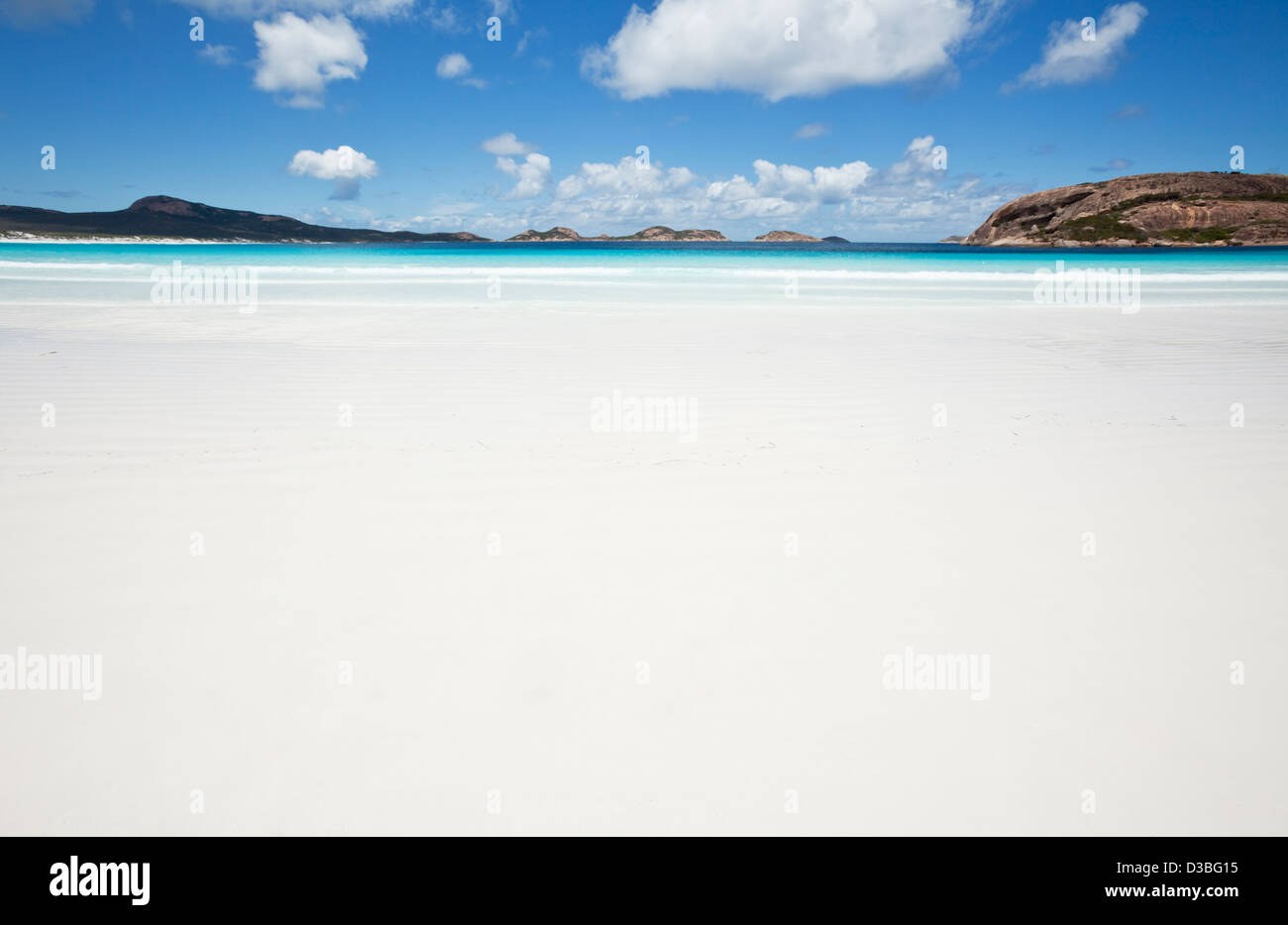 White sand and clear waters of Lucky Bay. Cape Le Grand National Park ...