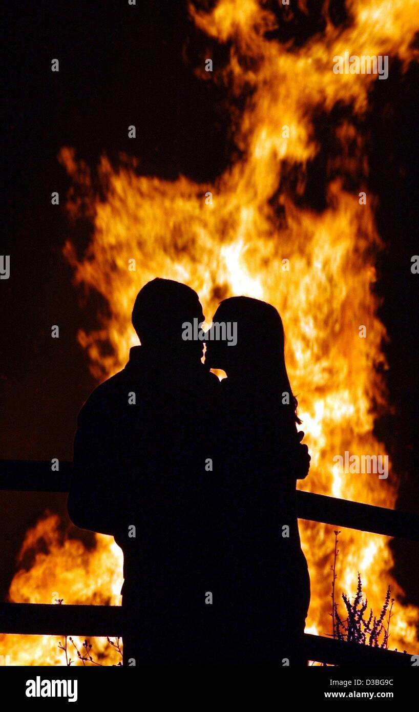 Couple Kissing Fire High Resolution Stock Photography and Images - Alamy