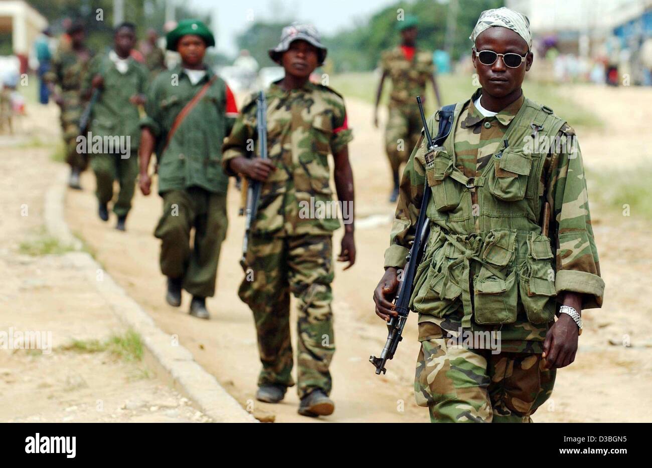 (dpa) - A column of Hema militiaman, who are members of the Union of ...
