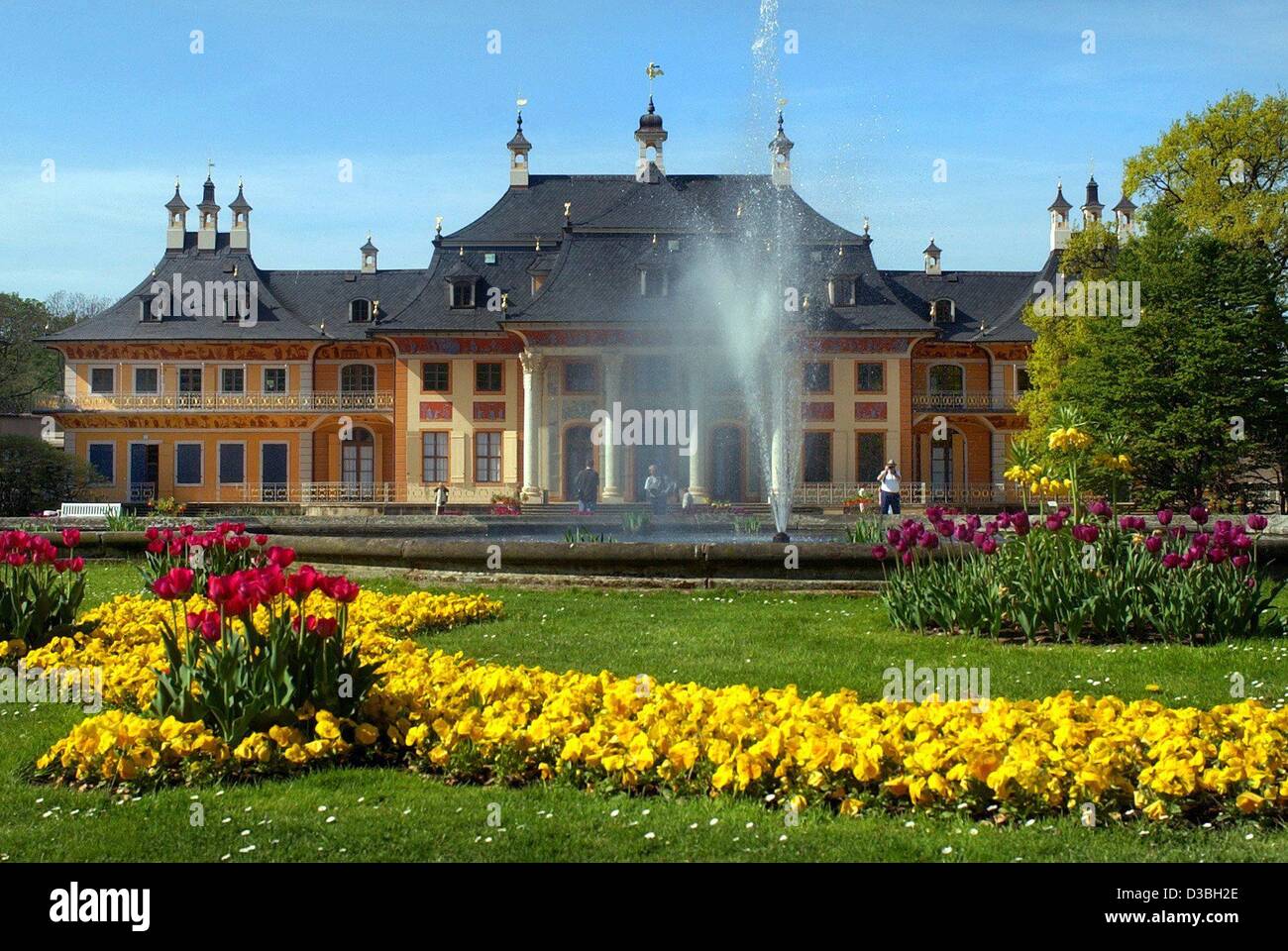 Arts culture entertainment ace monuments and heritage sites castle ...