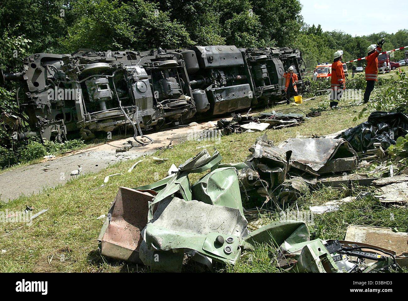 Disasters accidents dis accidents transport train damage rail germany ...