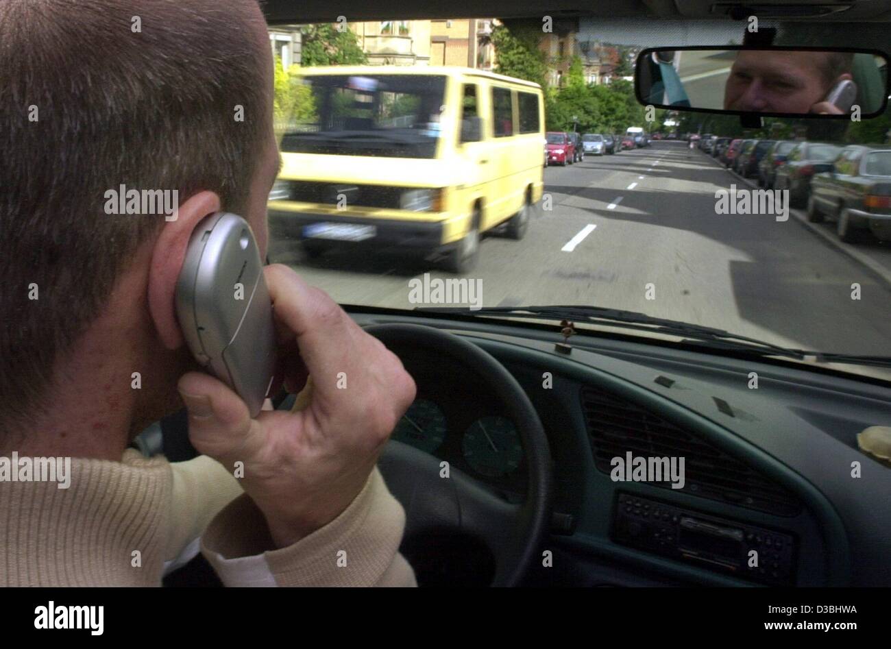 Hands free speaking system hi-res stock photography and images - Alamy