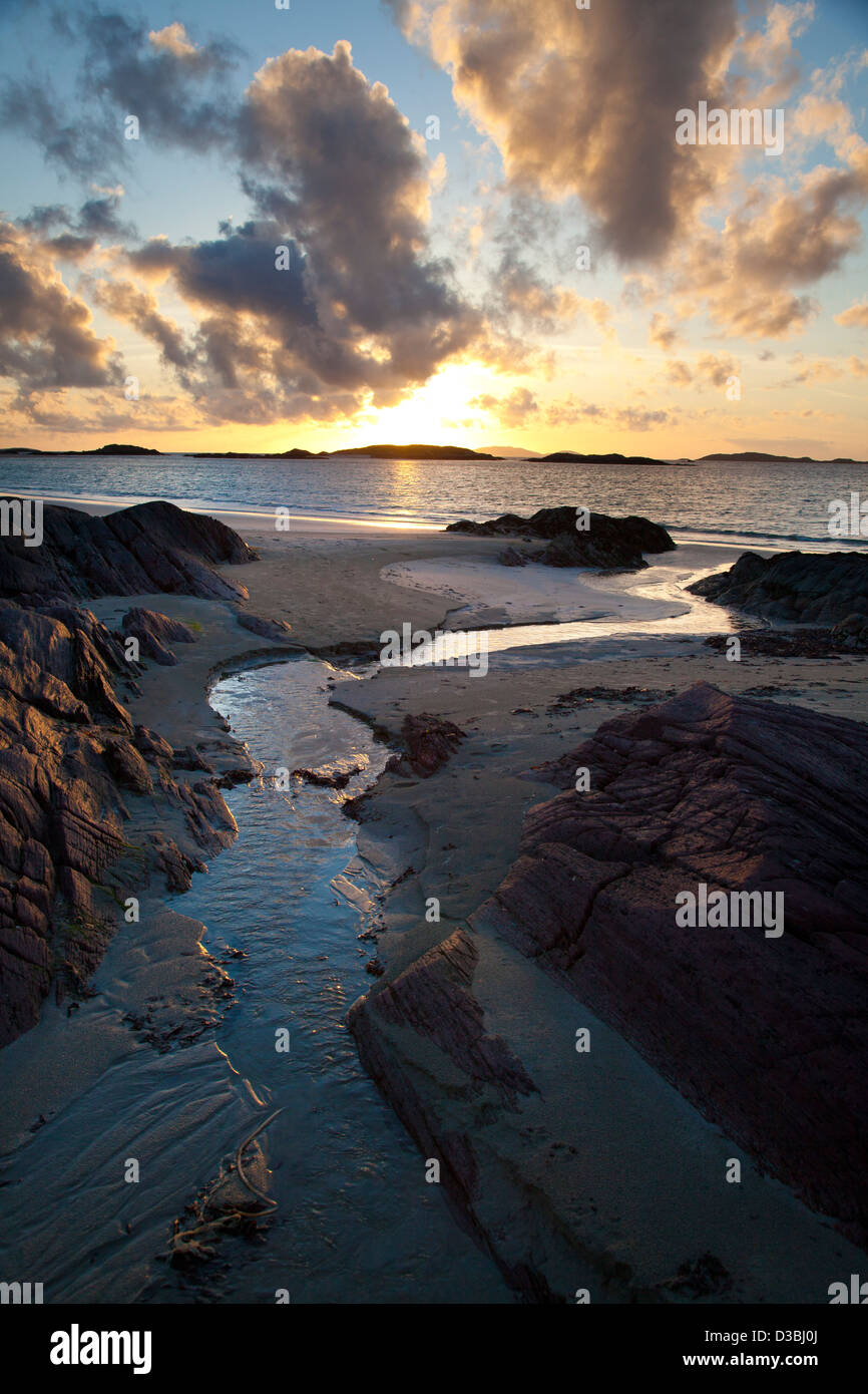 Beach sunset ireland hi-res stock photography and images - Alamy
