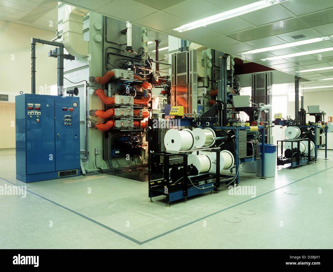 Machinery hall hi-res stock photography and images - Alamy