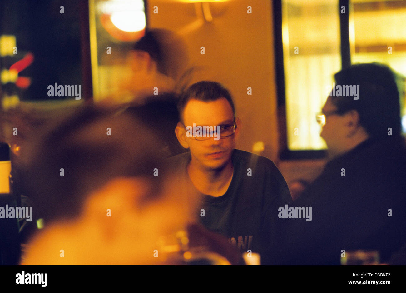 London club scene 90s hi-res stock photography and images - Alamy