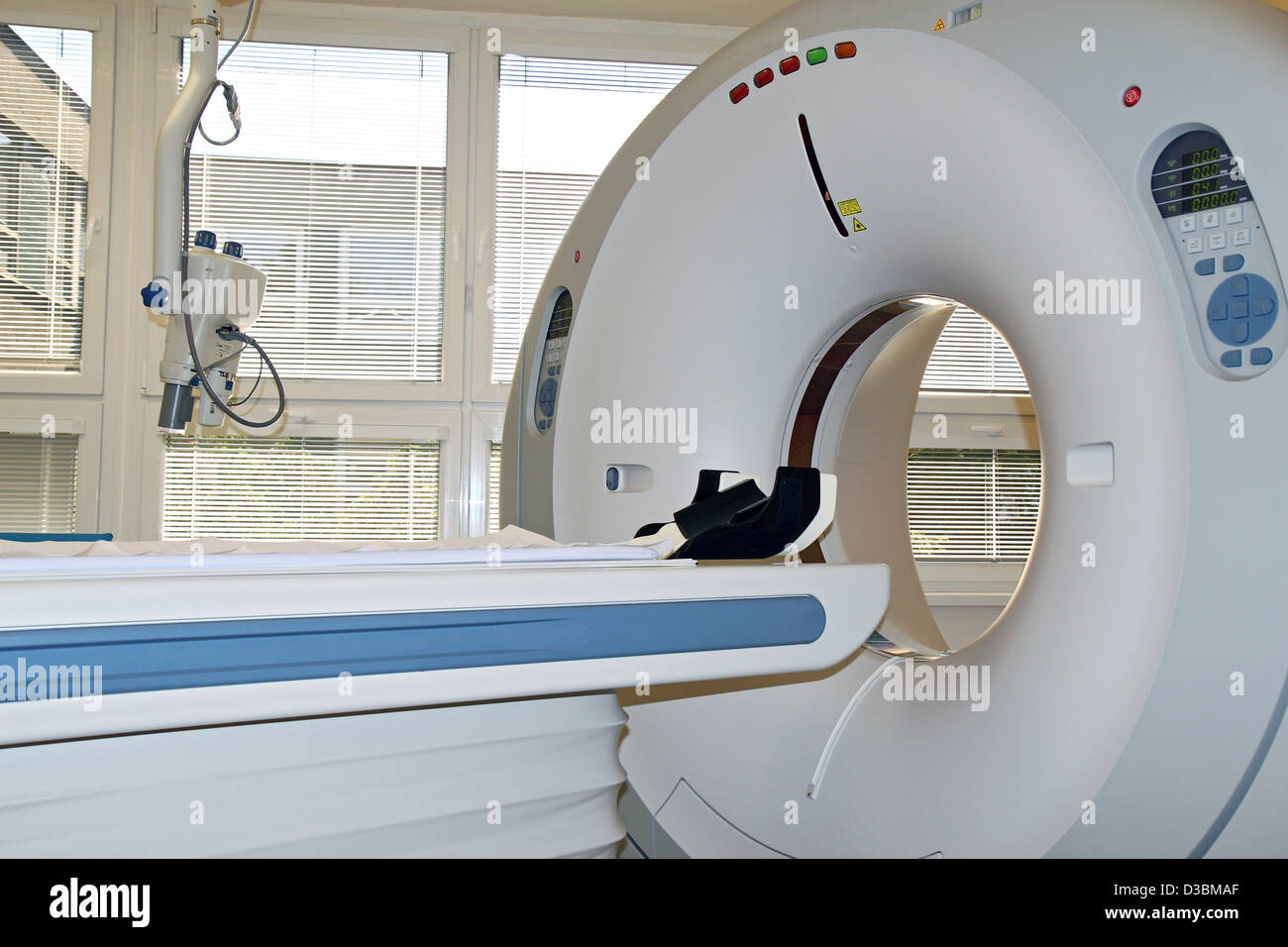 Ct machine hi-res stock photography and images - Alamy