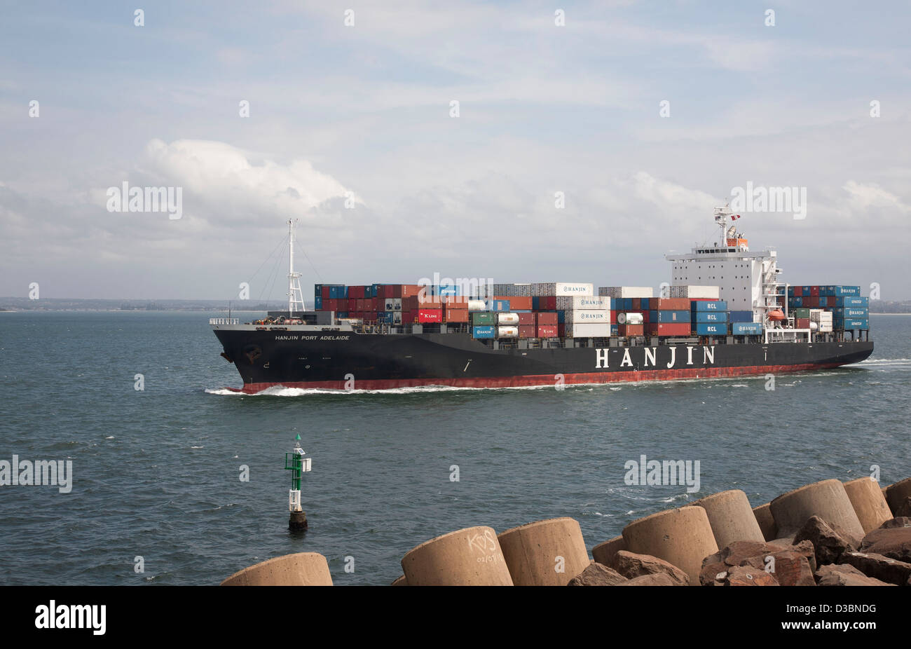 Hanjin Port Adelaide Panamax designed Container Ship departing from ...