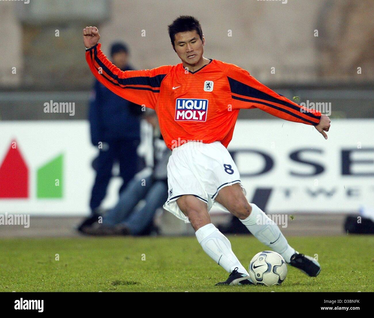 Jiayi shao hi-res stock photography and images - Alamy