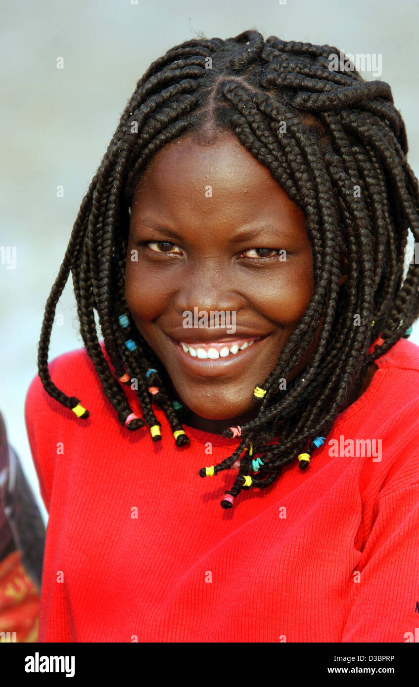 Lifestyle leisure lif people poverty smiling happy beads angola hi-res ...