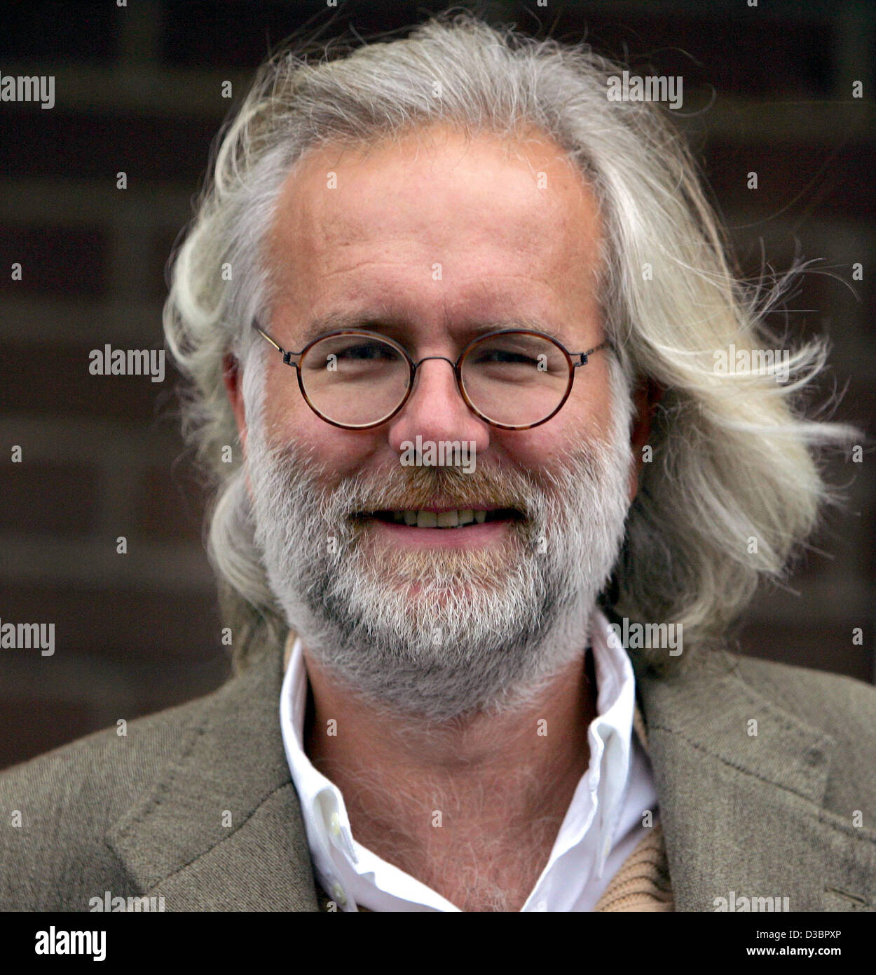 (dpa) - German entertainer Harald Schmidt arrives at Studio 449 in ...