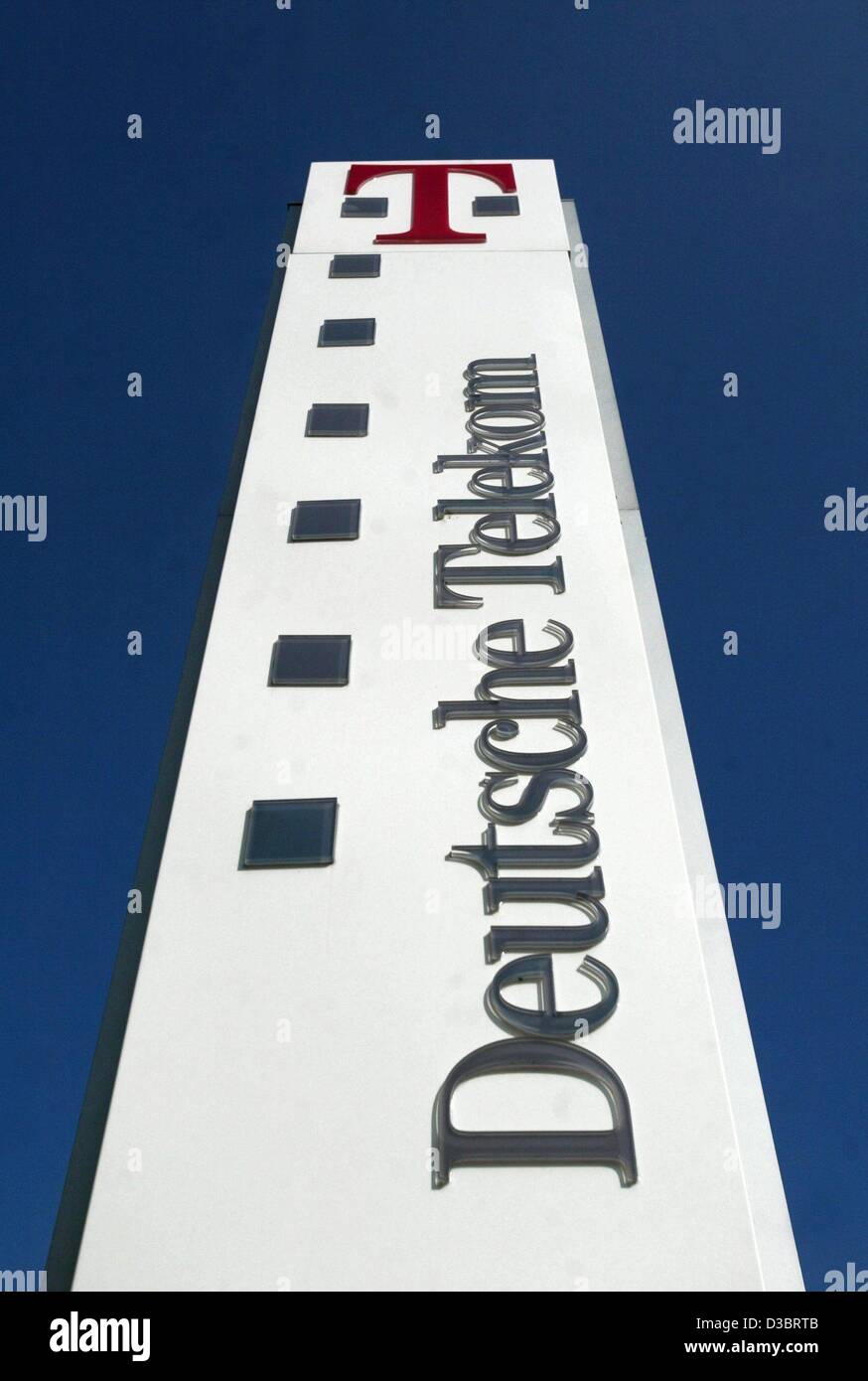 Win logo hi-res stock photography and images - Alamy