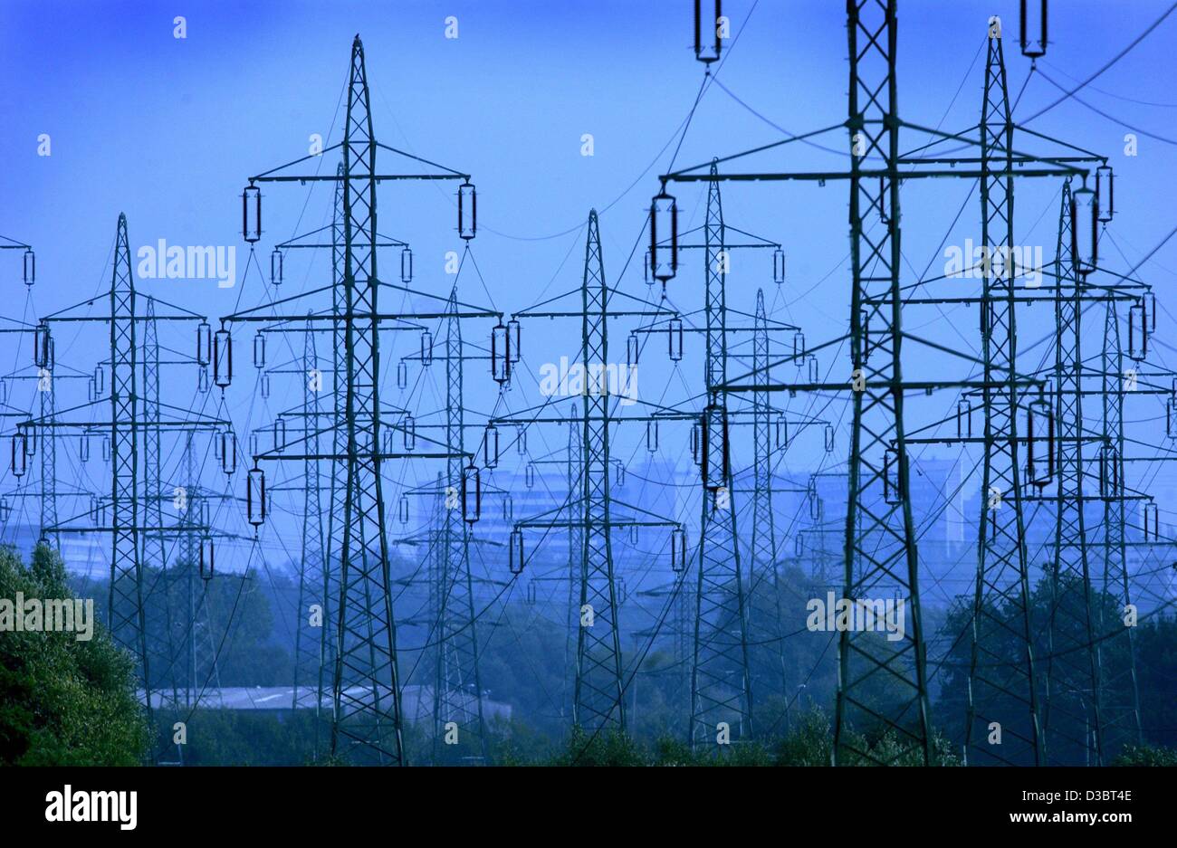 Transformer power station hi-res stock photography and images - Alamy