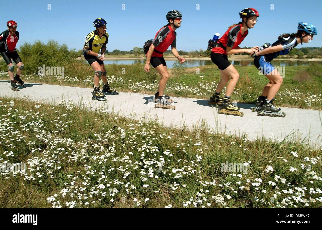 Deu feature action group hi-res stock photography and images - Alamy