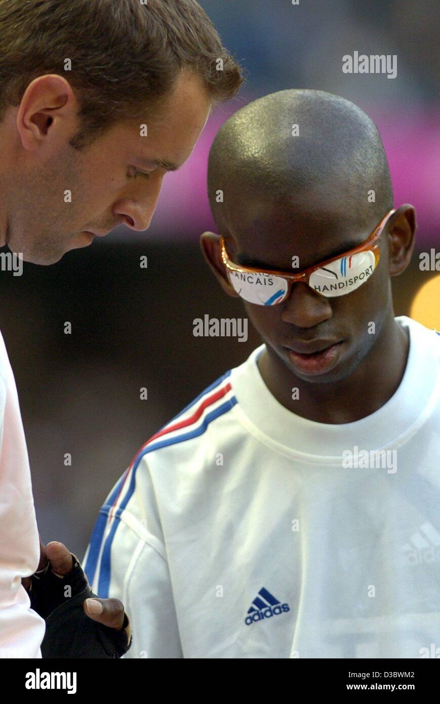 Blind runner hi-res stock photography and images - Alamy