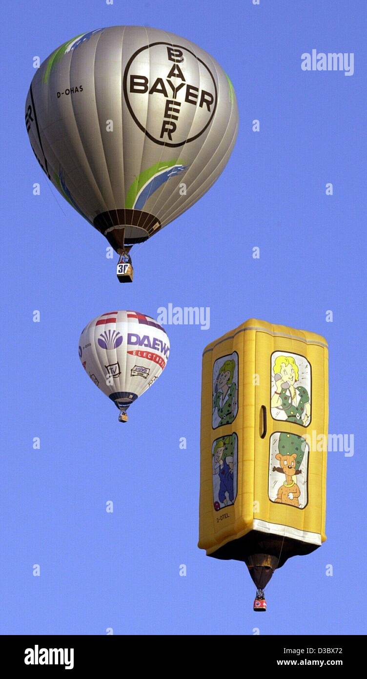 German telephone booth hi-res stock photography and images - Alamy