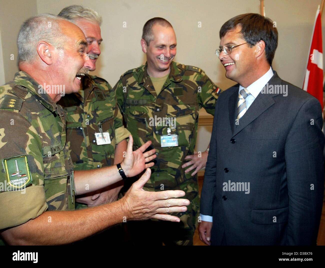 Dutch soldiers hi-res stock photography and images - Alamy