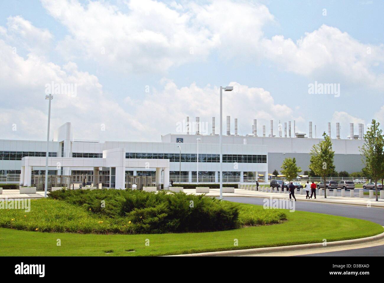 View of main entrance hi-res stock photography and images - Alamy