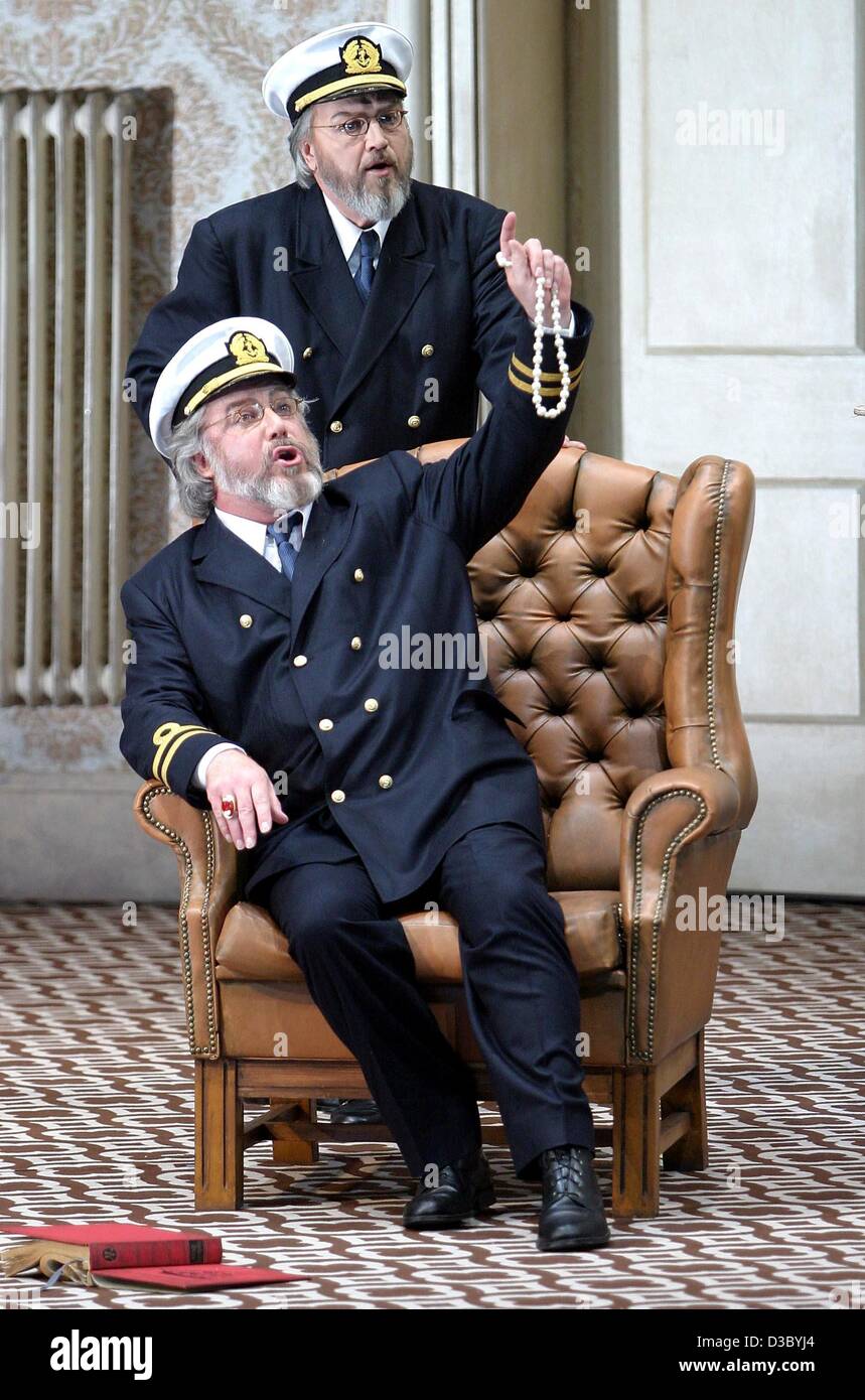 John tomlinson hi-res stock photography and images - Alamy