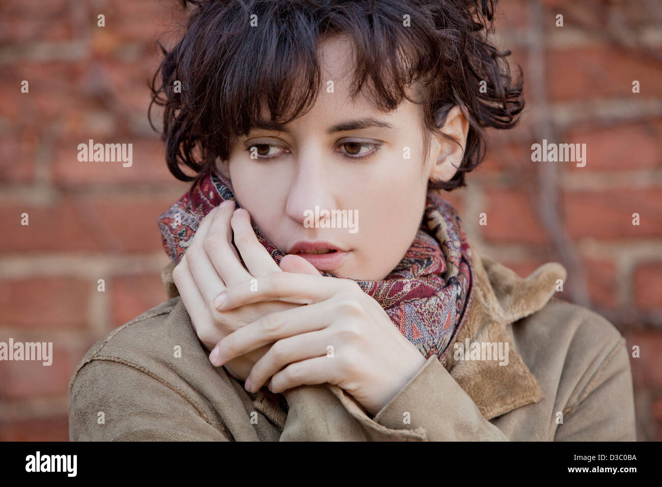 Scared woman portrait hi-res stock photography and images - Alamy