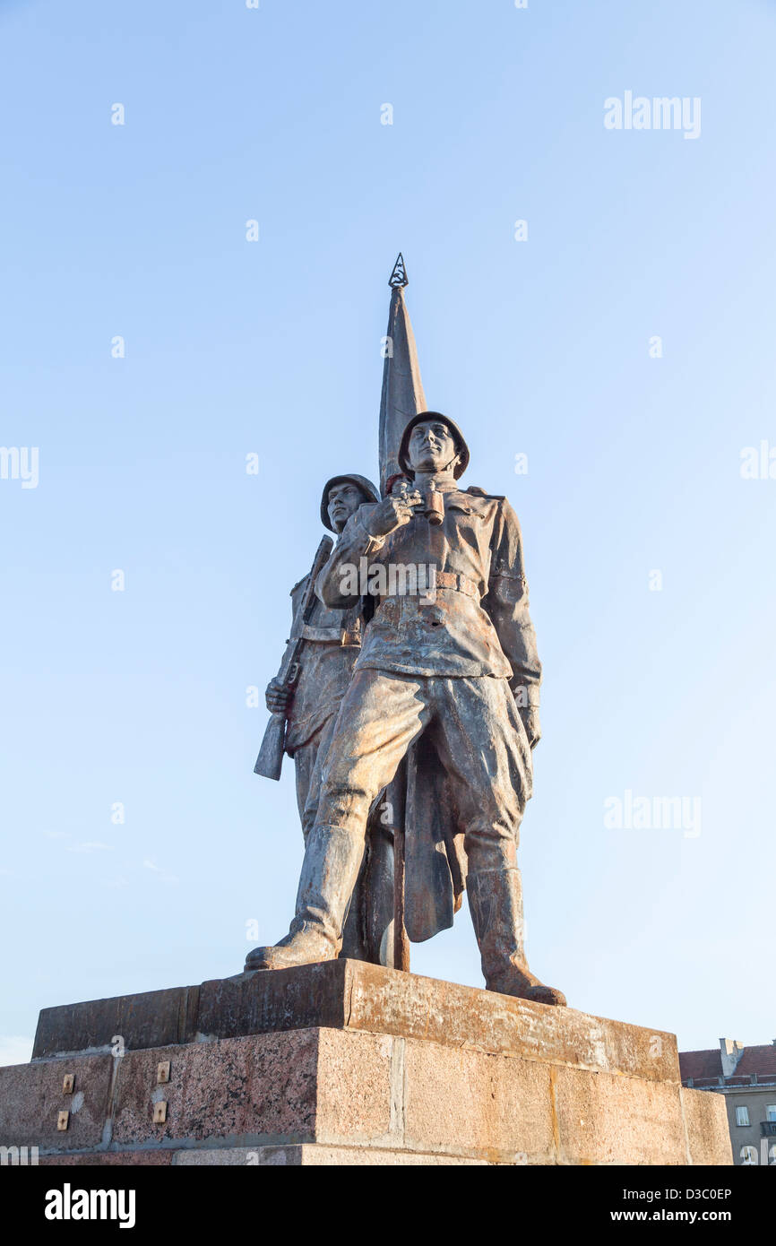 Socialist realist statues on the Green Bridge, Vilnius, Lithuania ...
