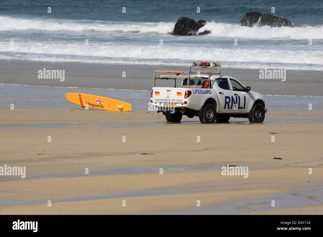 Lifeguard Vehicle on beach Stock Photo - Alamy