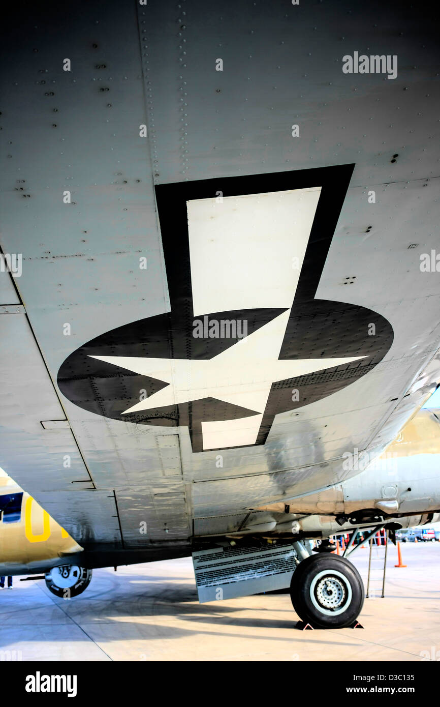 Flying wing wwii hi-res stock photography and images - Alamy