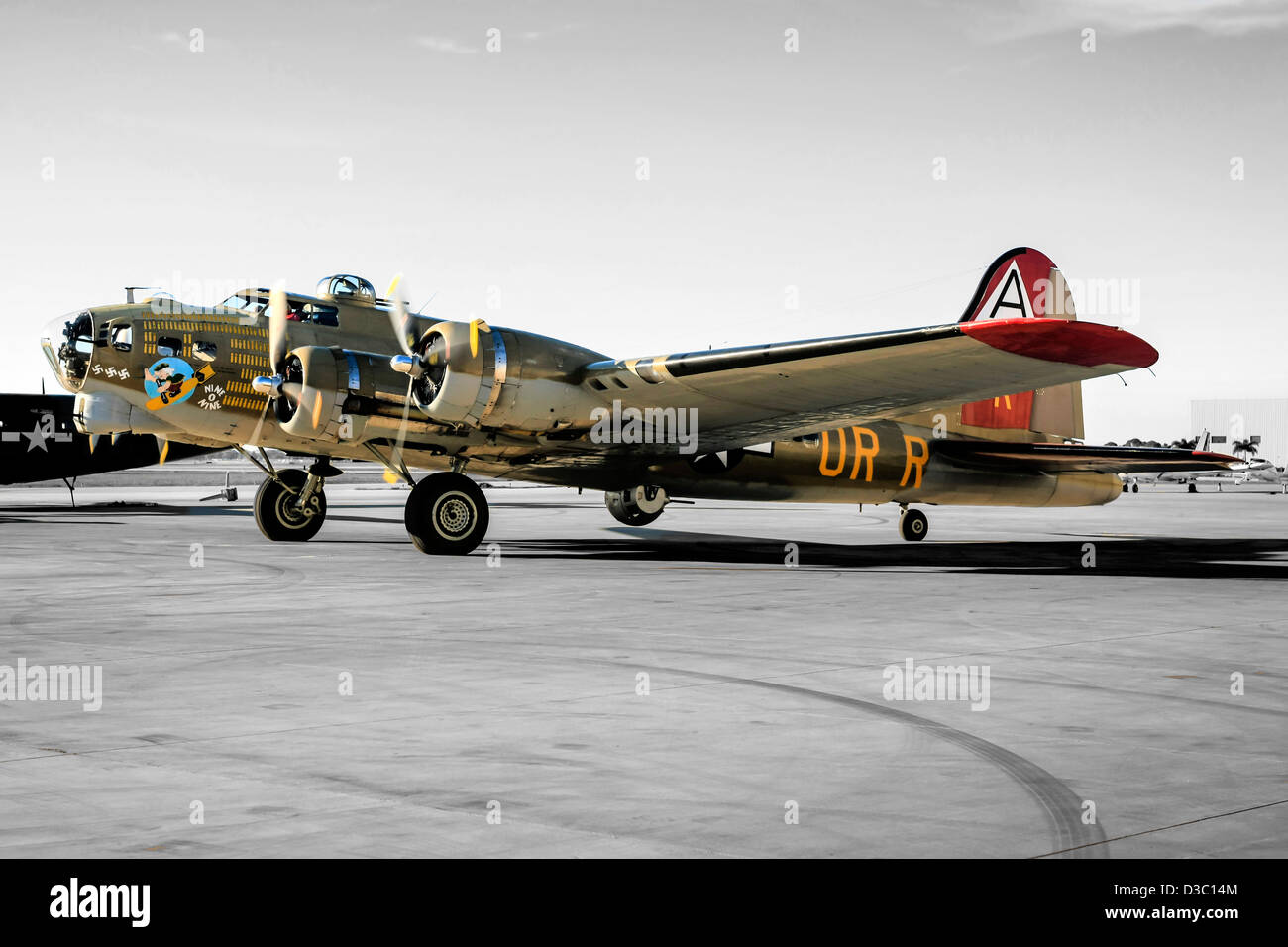 WWII Boeing B17G Flying Fortress Stock Photo - Alamy