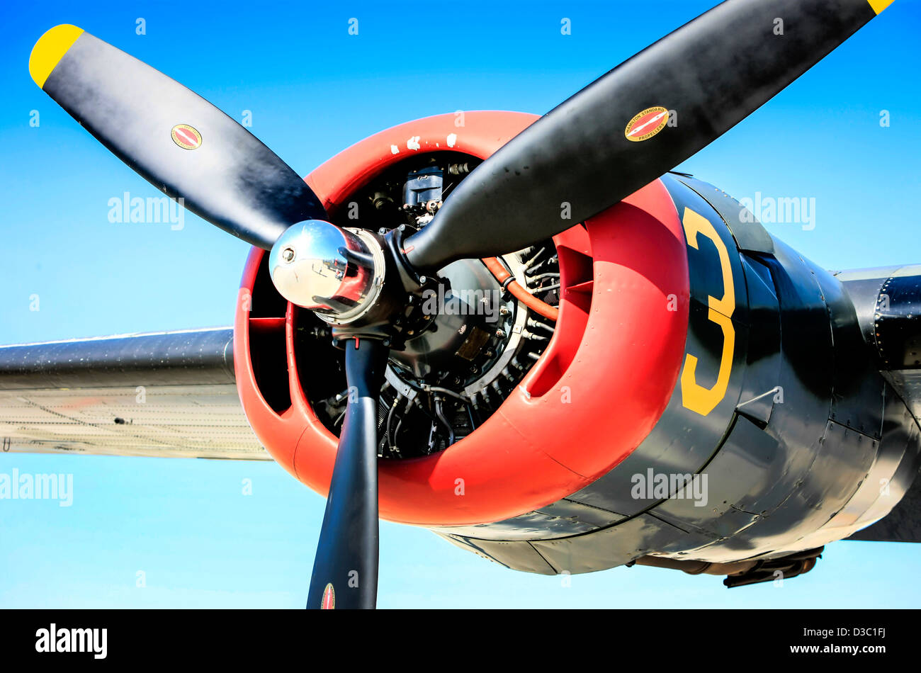 B24 Consolidated Liberator ww2 bomber plane Pratt & Whitney R-1830 ...