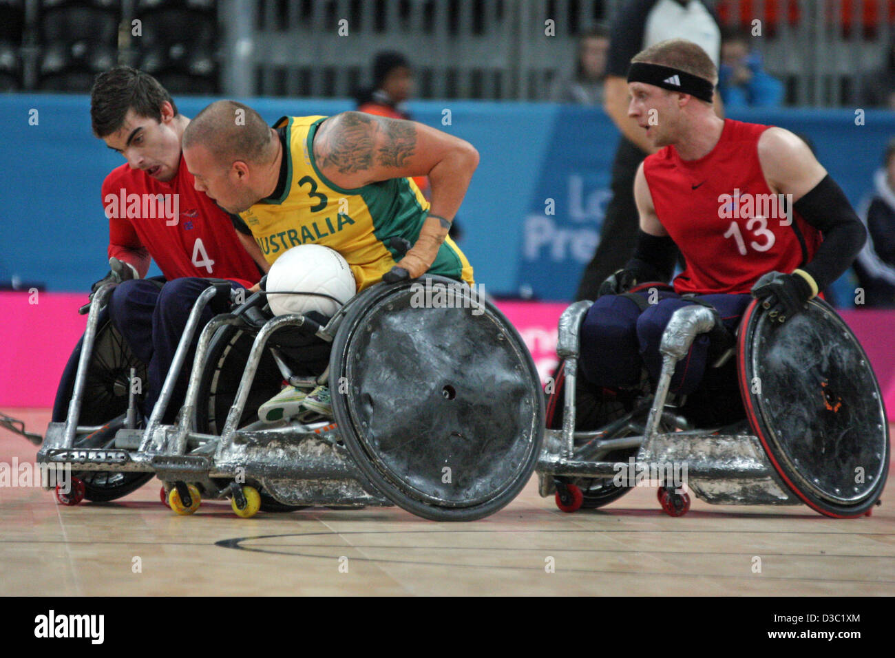 Basketball david hi-res stock photography and images - Alamy