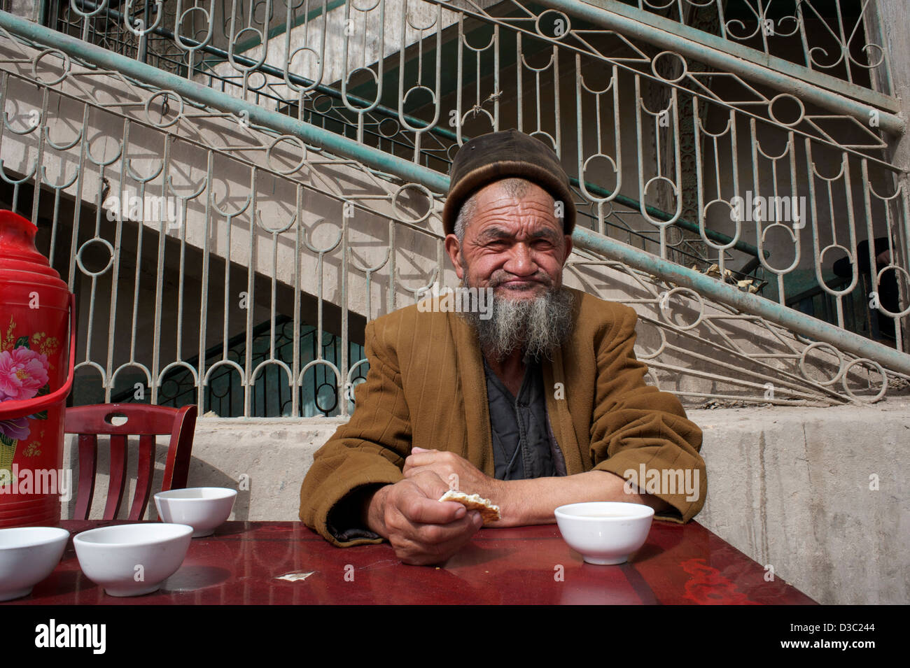 Tea drinker hi-res stock photography and images - Alamy