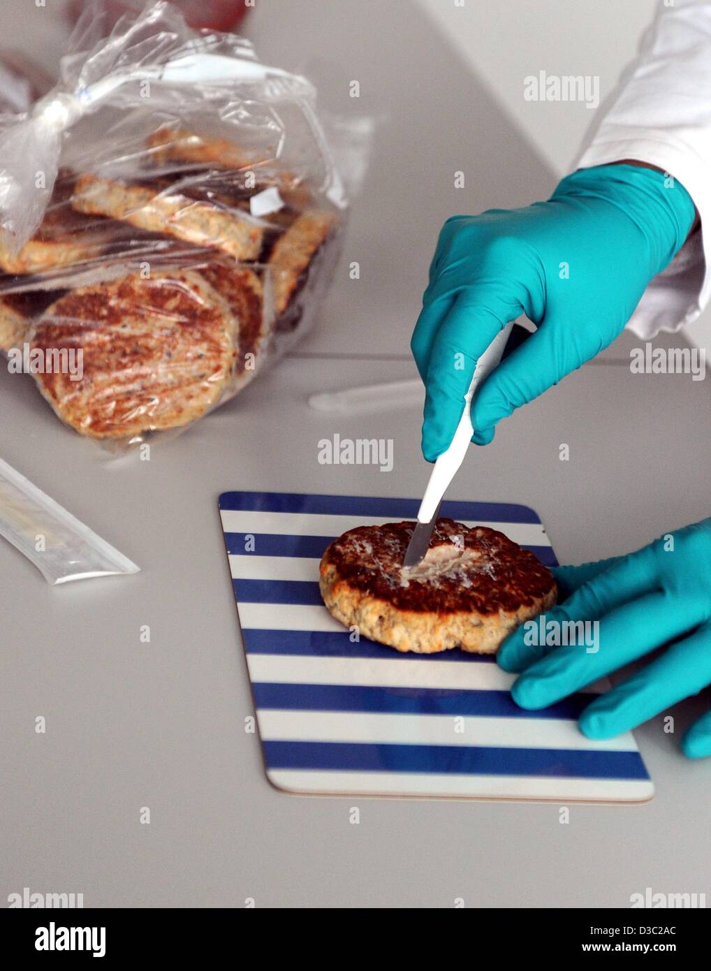 Food testing laboratory meat hi-res stock photography and images - Alamy
