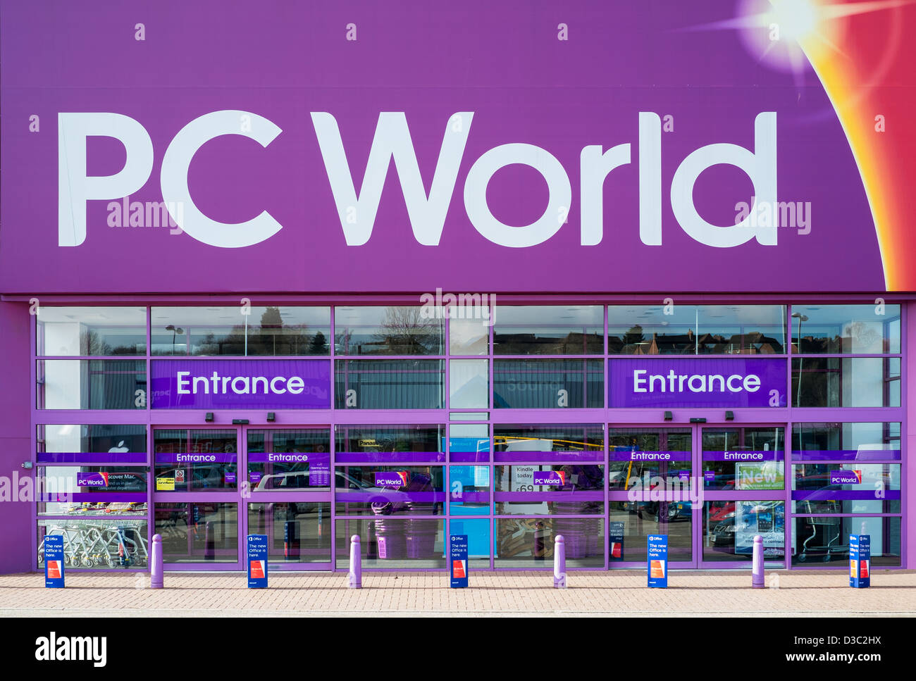Pc world hi-res stock photography and images - Alamy