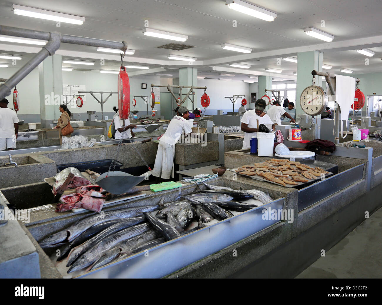 KINGSTON FISH MARKET,ST.VINCENT,CARIBBEAN Stock Photo - Alamy