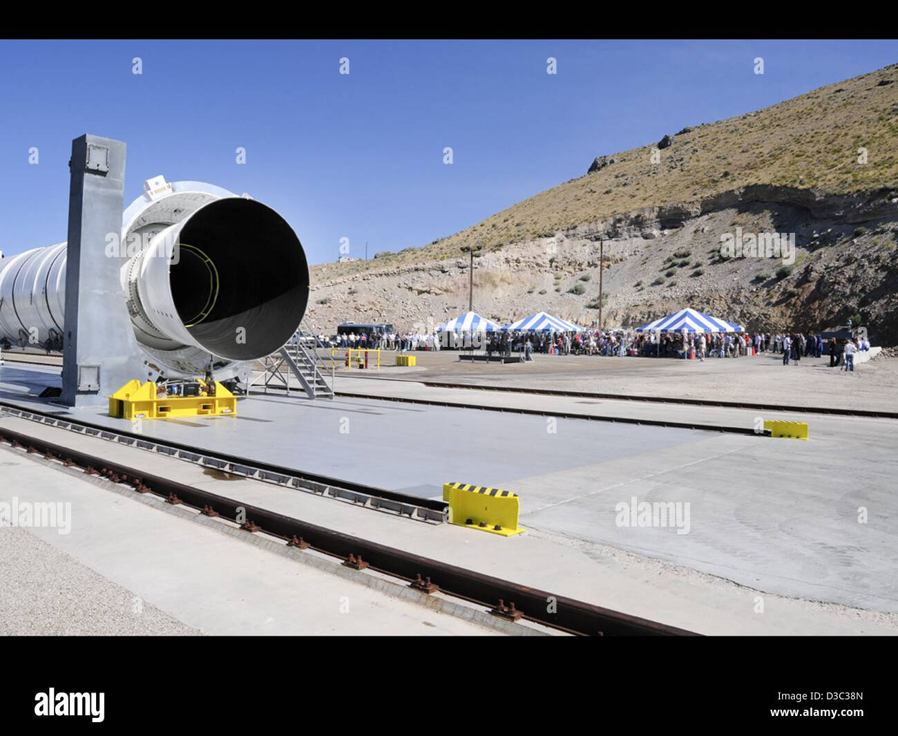 Ares I Rocket First Stage Motor Unveiled (NASA, Ares, 7/20/09 Stock ...