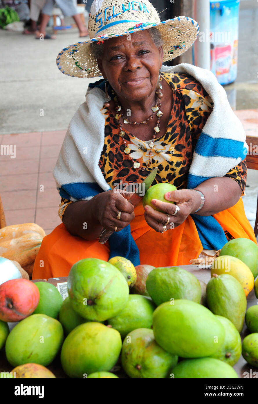 Fresh mango fruits food hi-res stock photography and images - Alamy