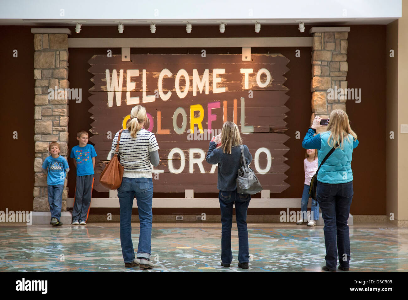 Colorado welcome sign hi-res stock photography and images - Alamy