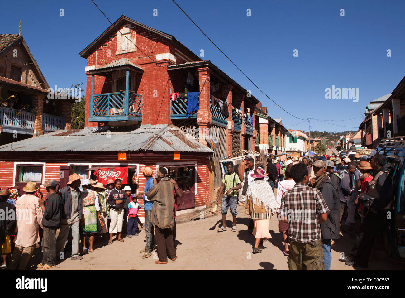 Madagascar, Ambositra, Sandrandahy market goers filling main street ...