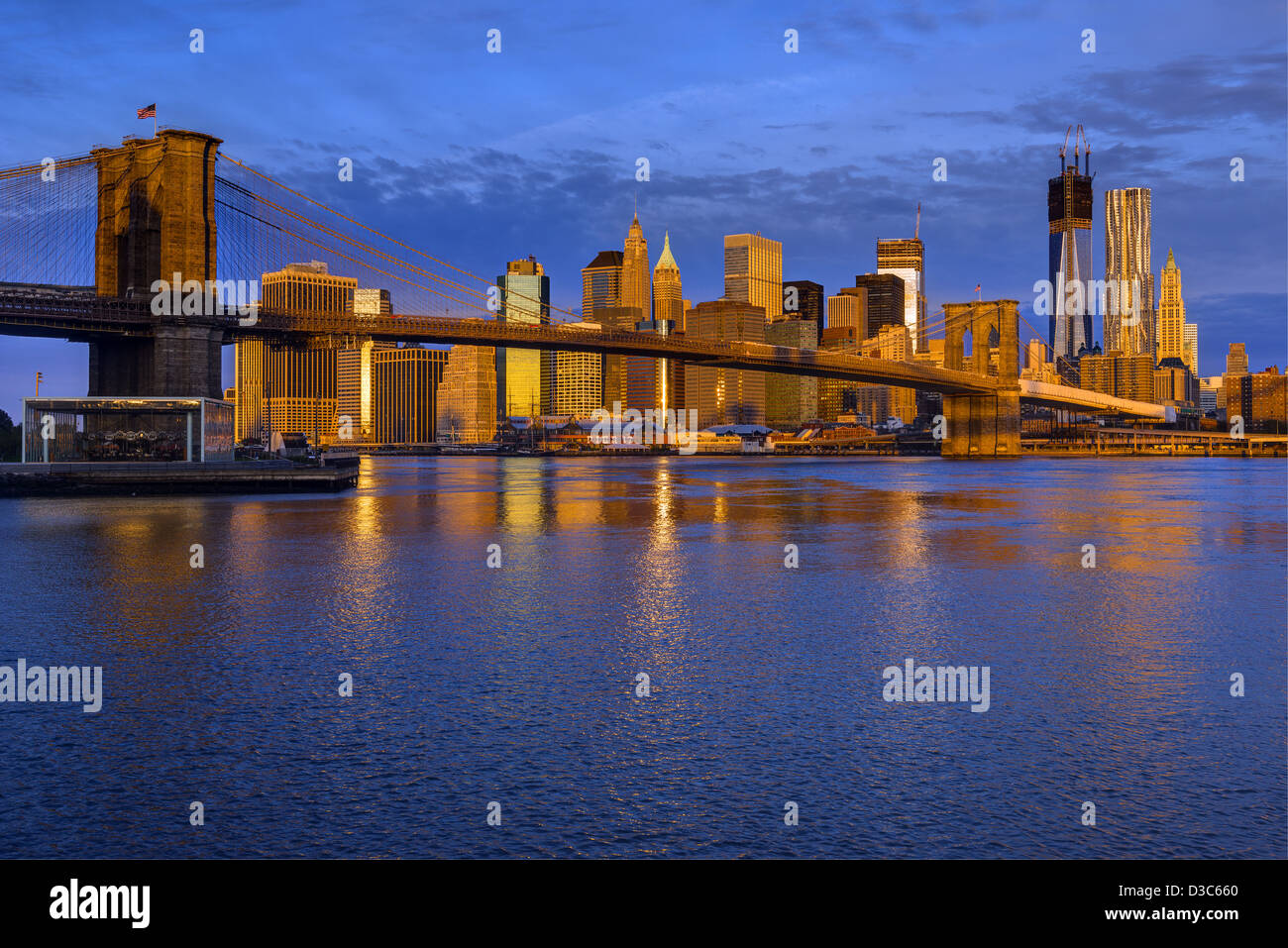 Manhattan skyline from brooklyn hi-res stock photography and images - Alamy