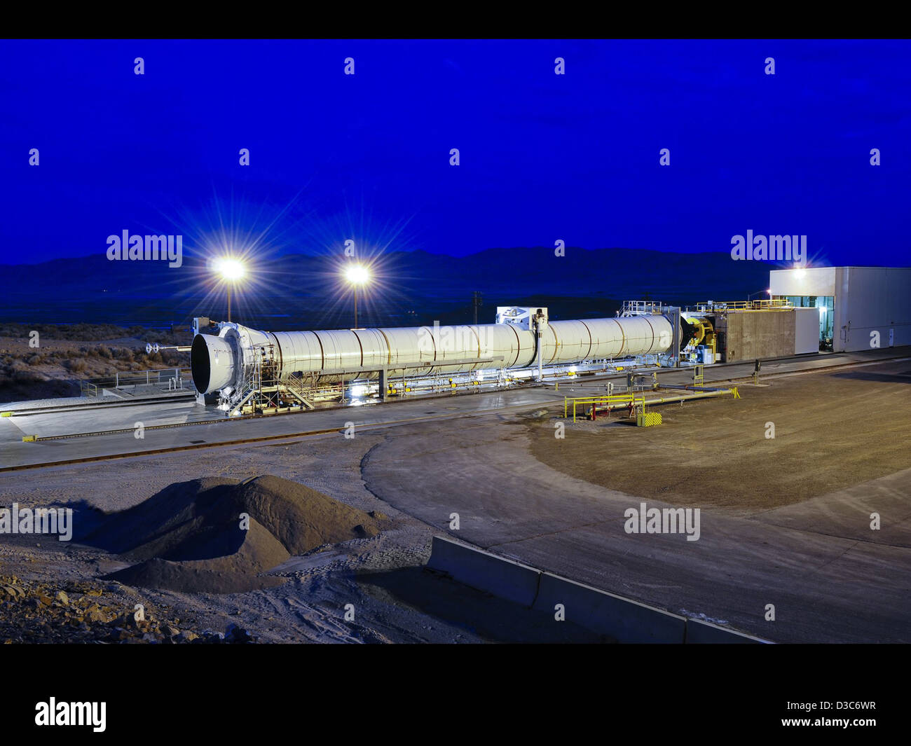 Ares I Rocket First Stage Motor (NASA, Ares, 08/19/09 Stock Photo - Alamy