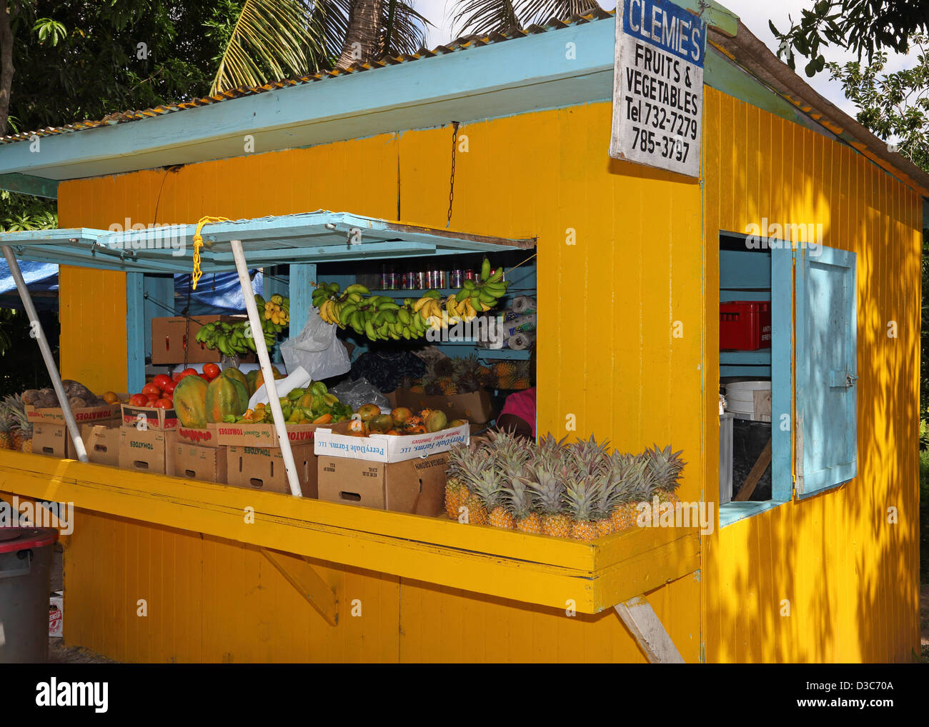 Fruit stand caribbean hi-res stock photography and images - Alamy