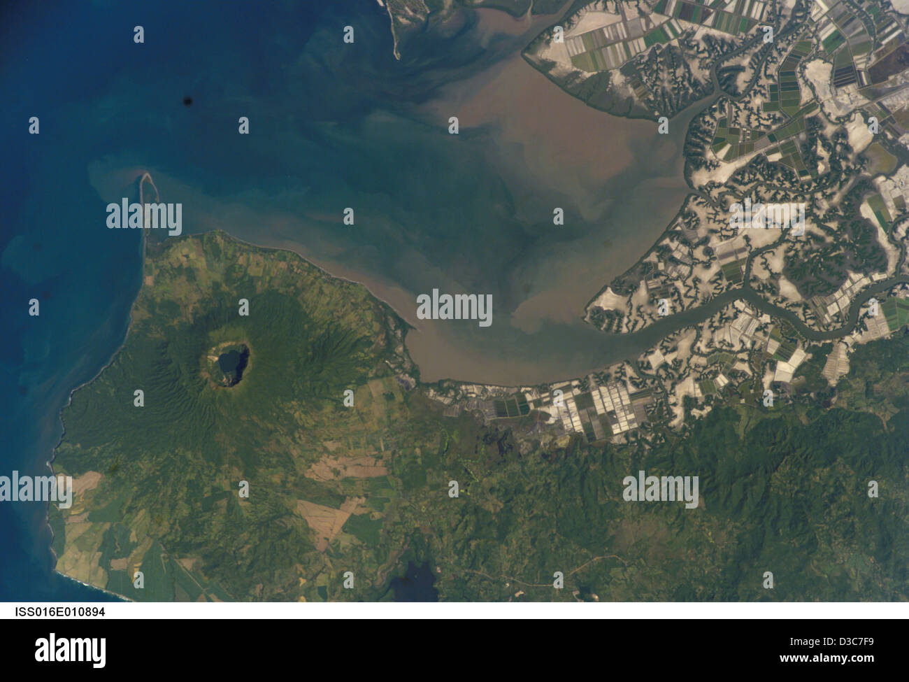 Cosiguina Volcano, Nicaragua (NASA, International Space Station Science ...
