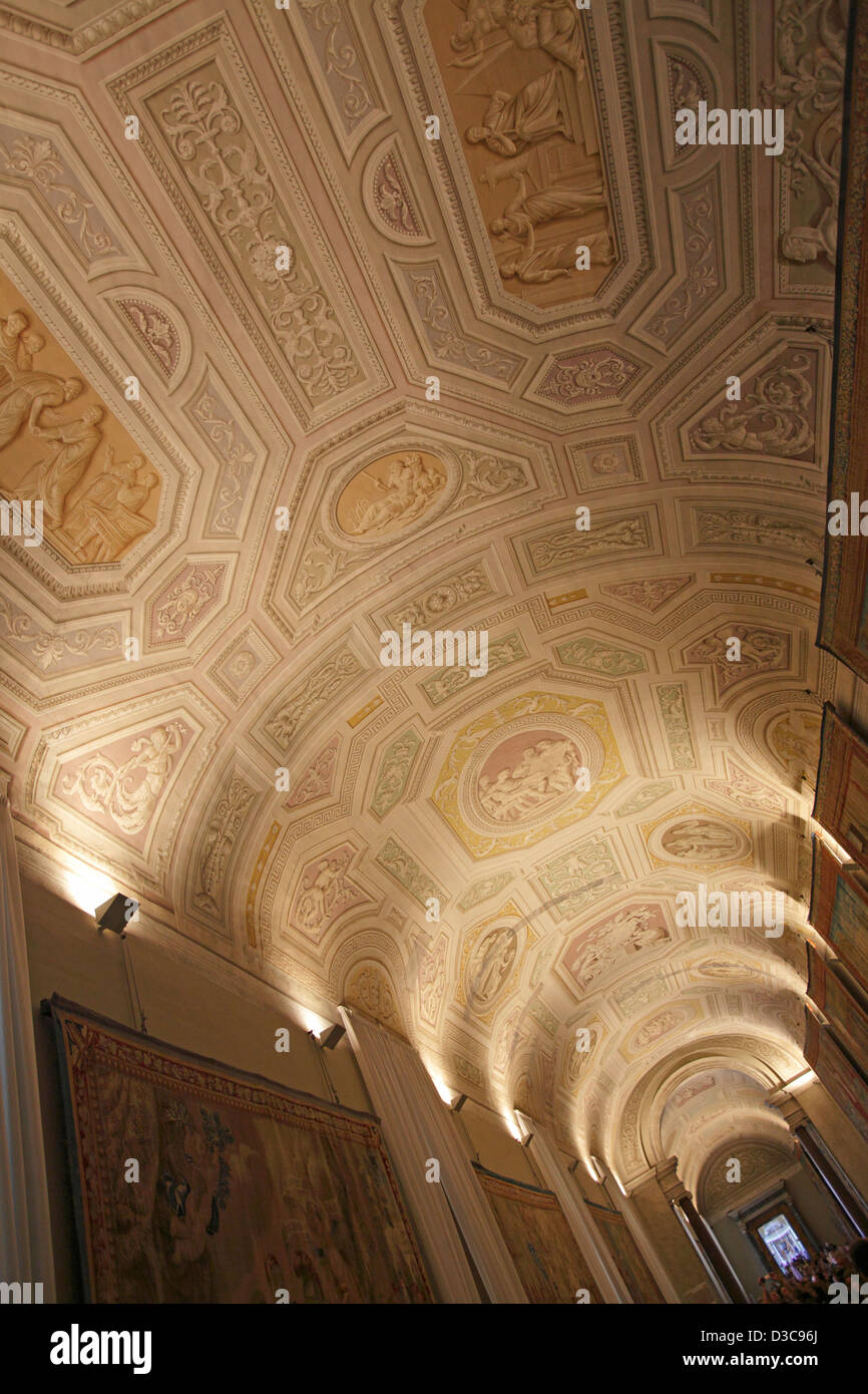 Ceiling in the Gallery of Maps in the Vatican museum, Rome, Italy Stock Photo - Alamy