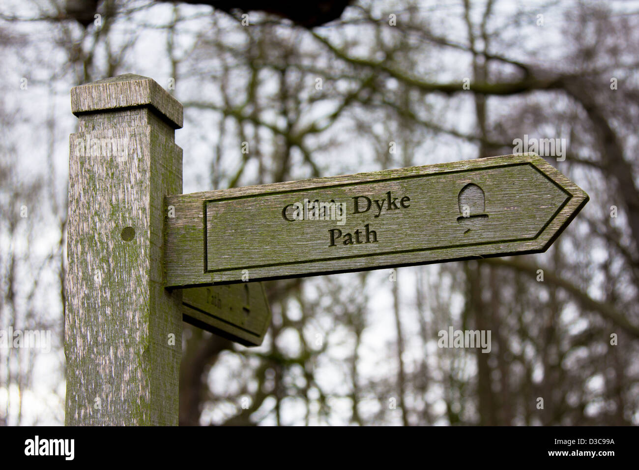 Offas dyke path sign hi-res stock photography and images - Alamy