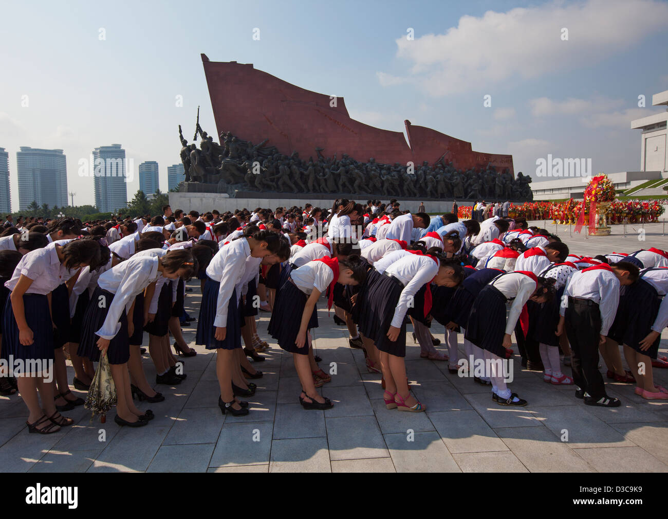 Pioneers Paying Respect To The Two Statues Of The Dear Leaders In Grand ...