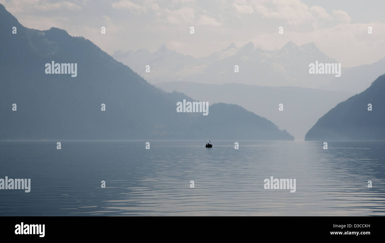 Lake lucerne hi-res stock photography and images - Alamy