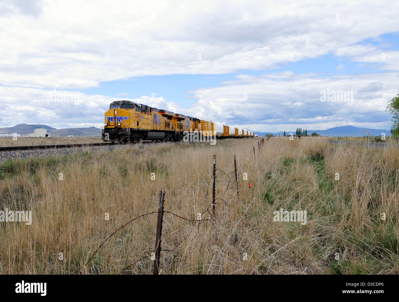 NASA’s Space Shuttle components are transported by train from Utah ...