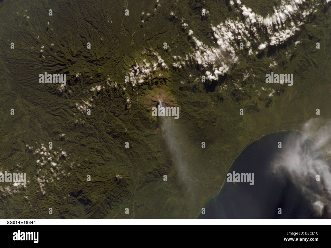 The ISS crew captured Mt. Bagana volcano on Bougainville Island, Papua ...