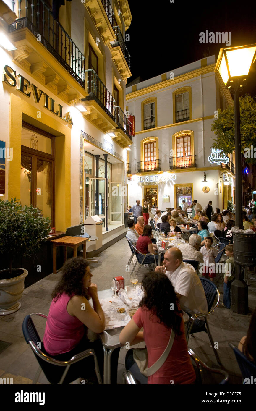 Seville cafe hi-res stock photography and images - Alamy