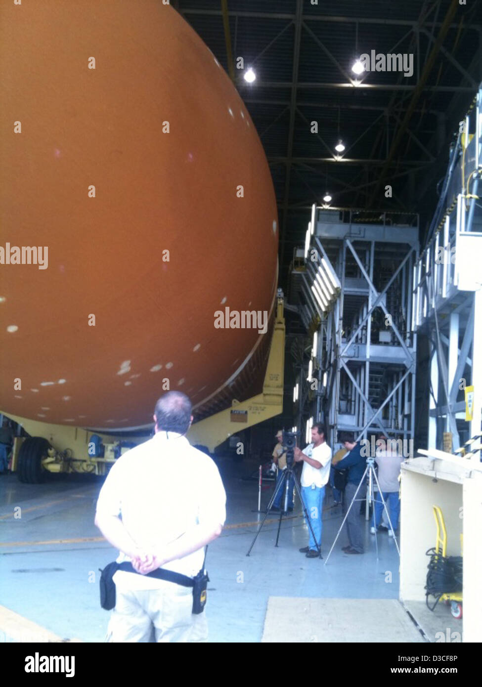 Nasas external tank assembly hi-res stock photography and images - Alamy