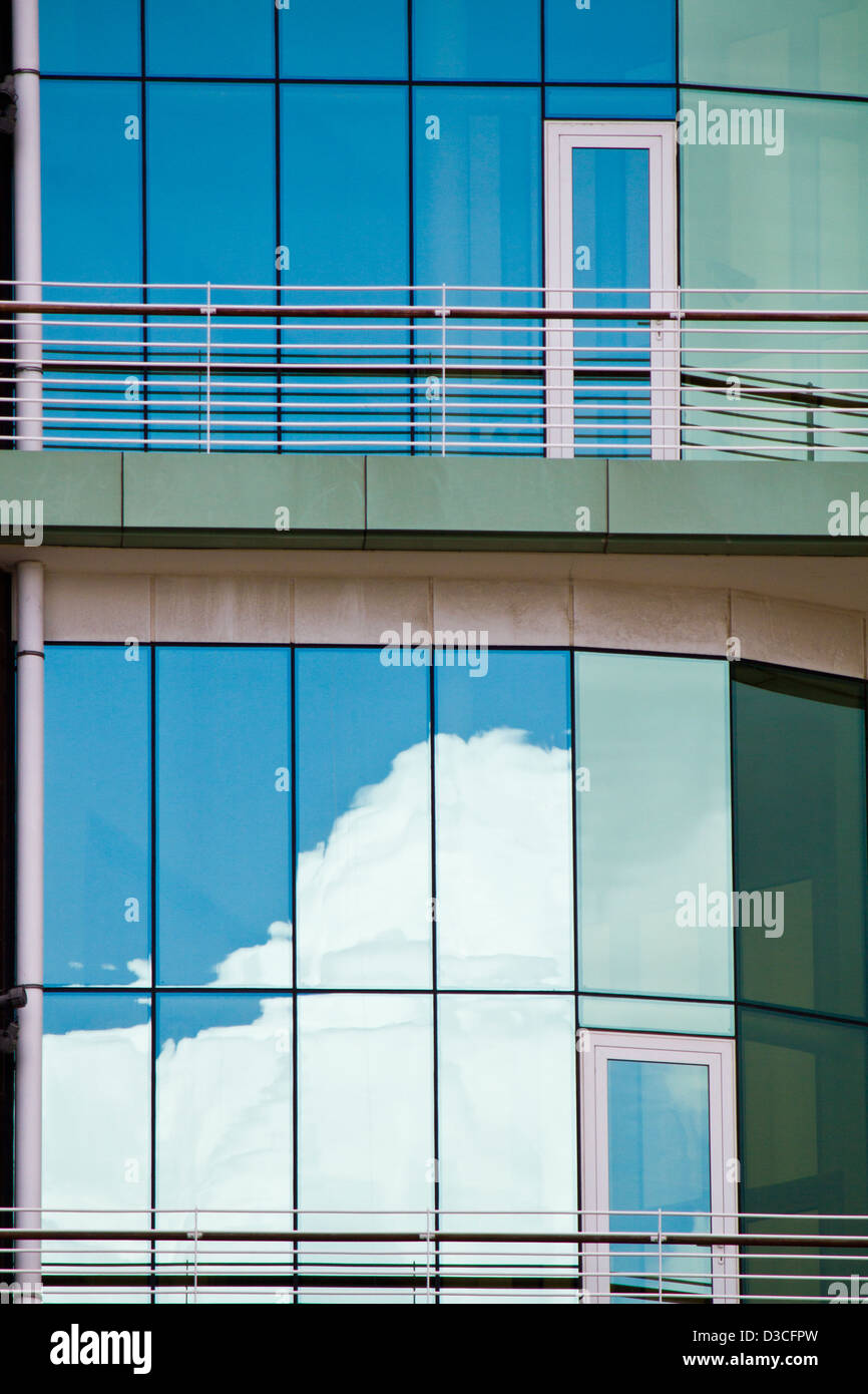 Glass detail view of the wall structure of a modern building Stock ...